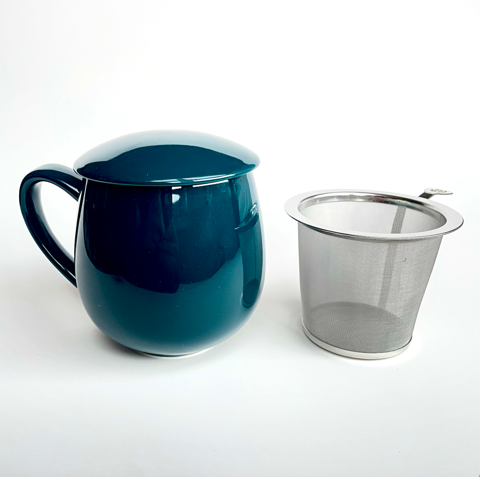 Porcelain Solid Mug with Lid | Tea Bazaar
